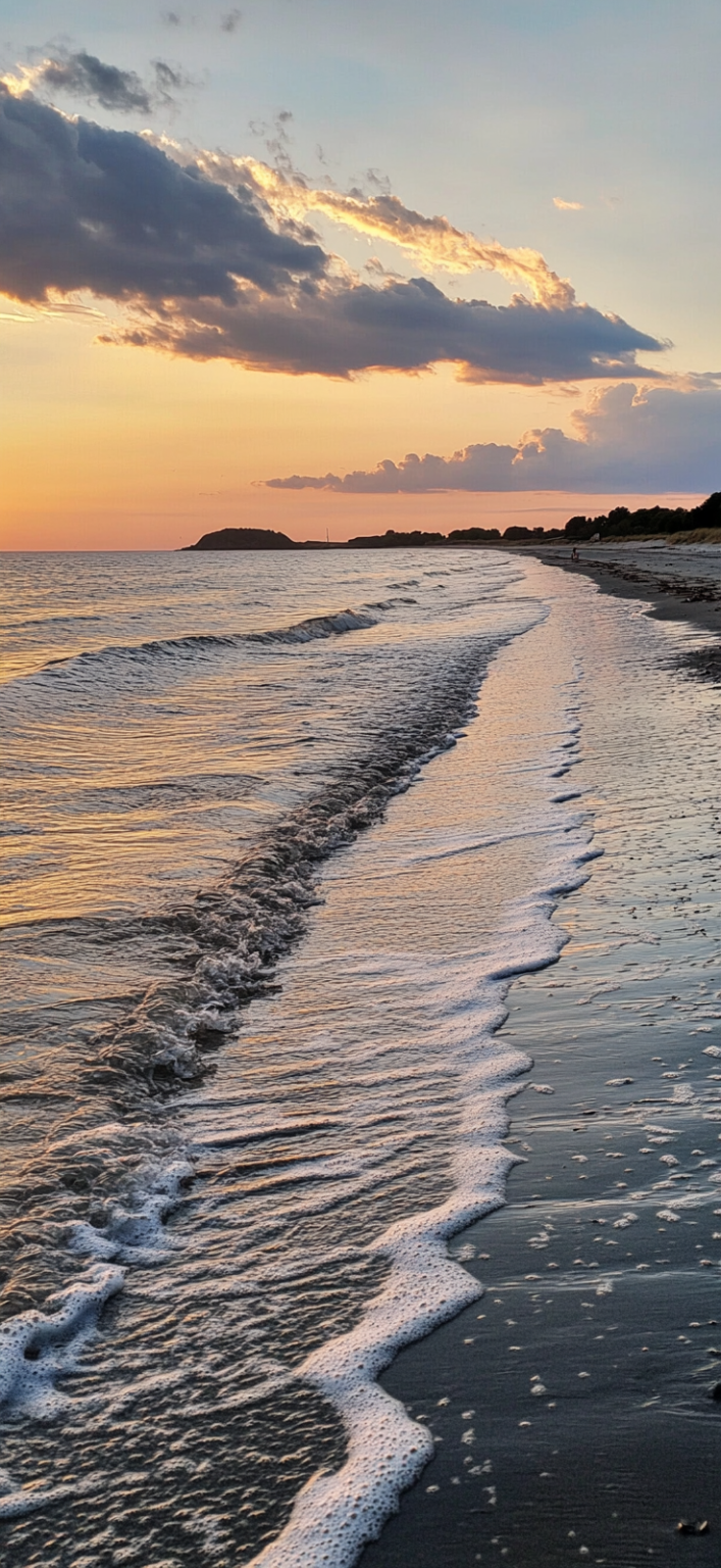 Beach Wallpaper Free Downloads - Insider Mama | Mom Lifestyle Blog